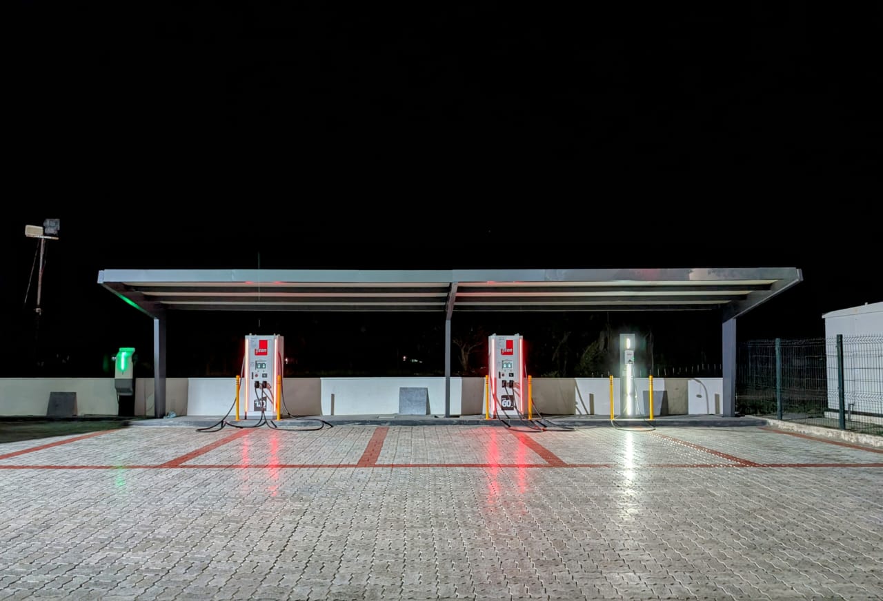 Zeon Charging: 5 Chargers in a Single Location : One of them is 120 kW ...